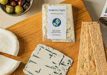 The Ultimate Guide to Vegan Cheese 2025 - PETA UK